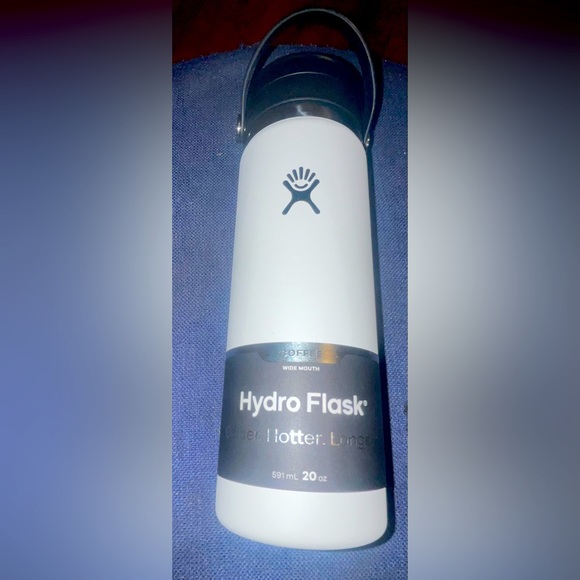 Hydro Flask | Kitchen | New Hydro Flask 2 Oz Flex Sip With New Caps And ...